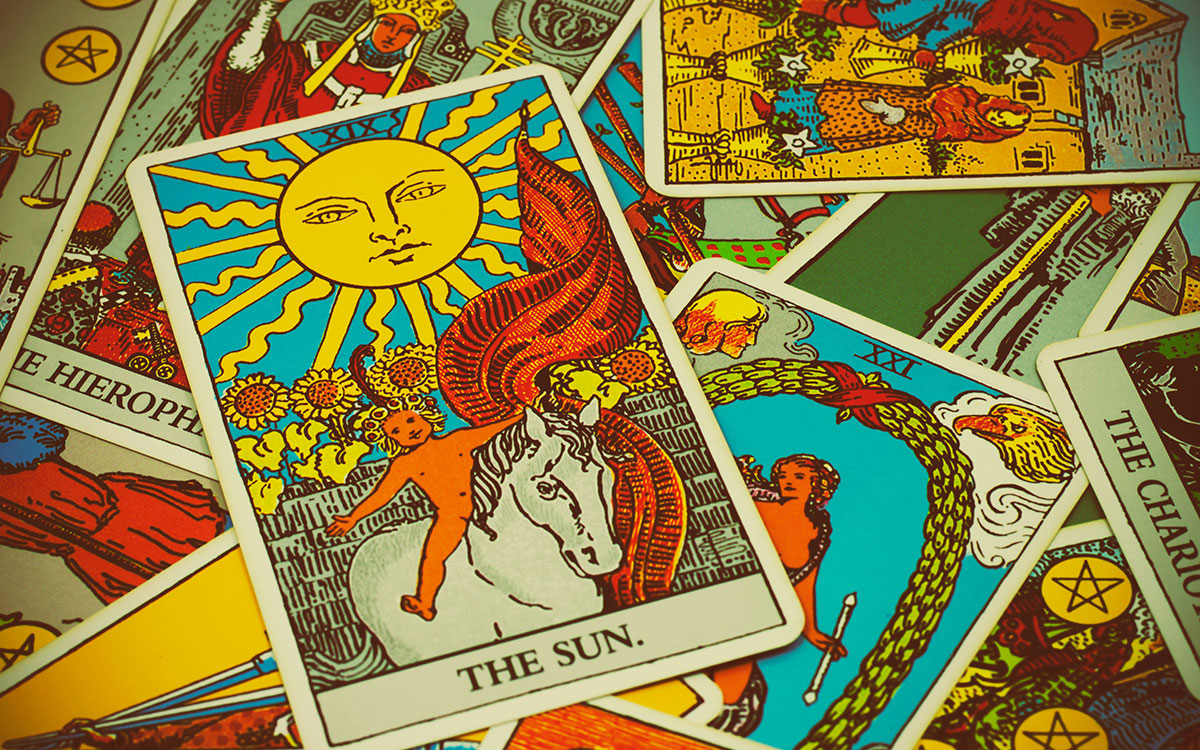 Tarot Cards Indicating Success & Achievement - Psychic Cards