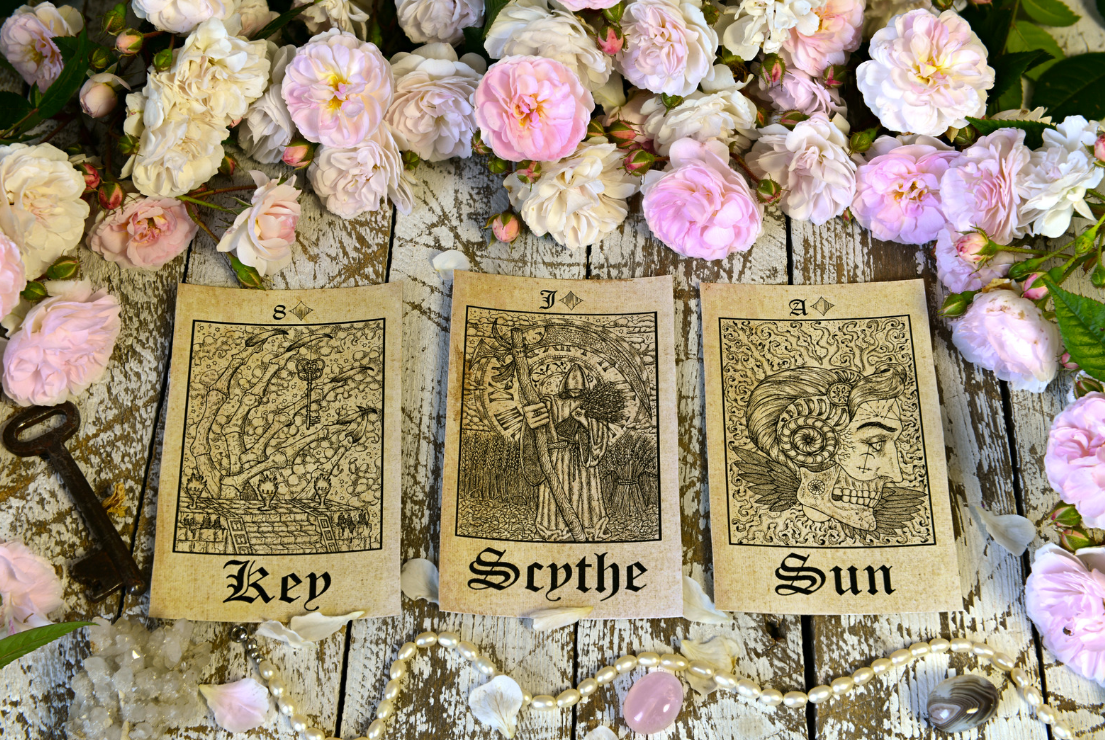 The Best Tarot Cards for Love & Relationships - Psychic Cards